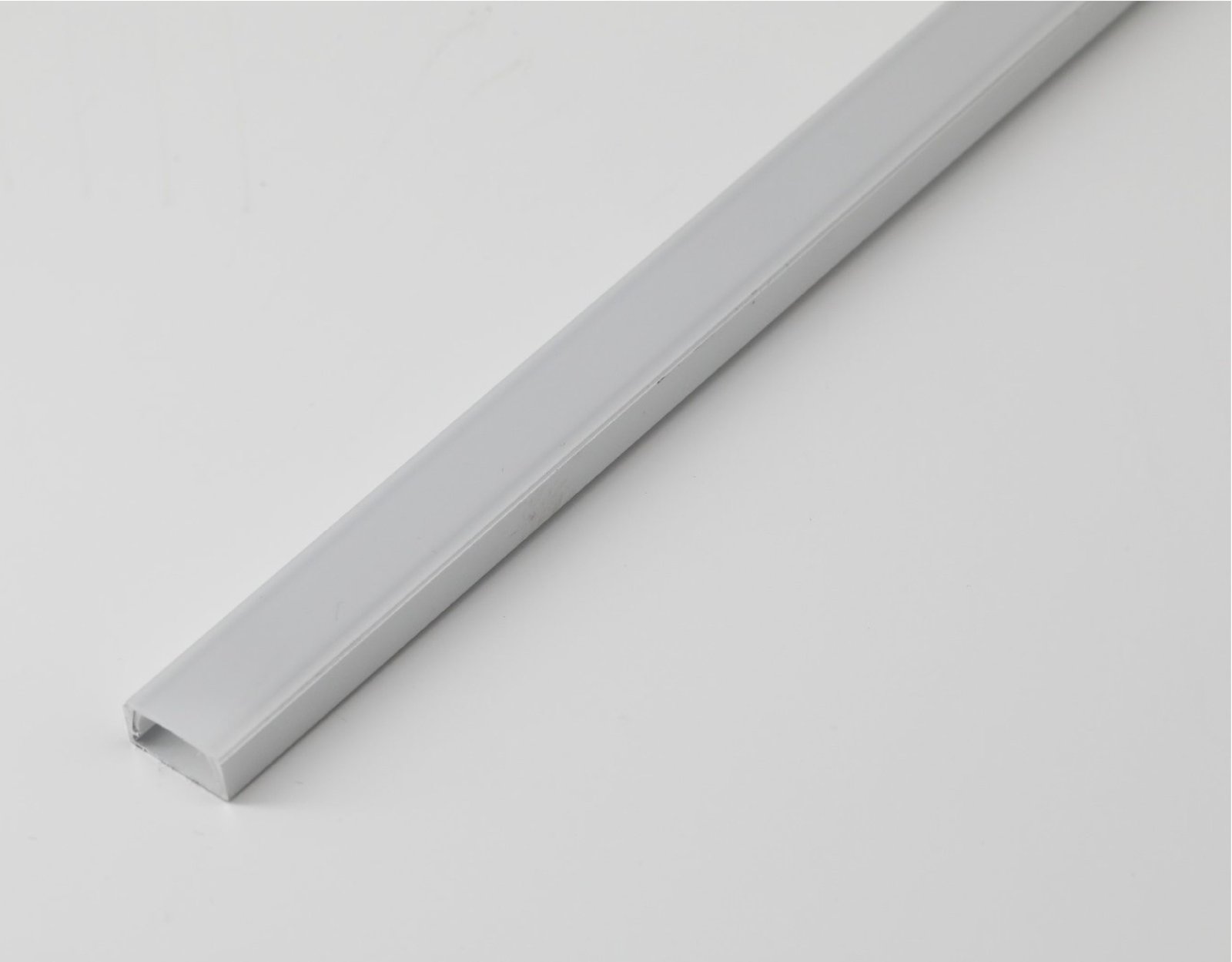 Aluminium Channels – Kiucio Sales Inc.